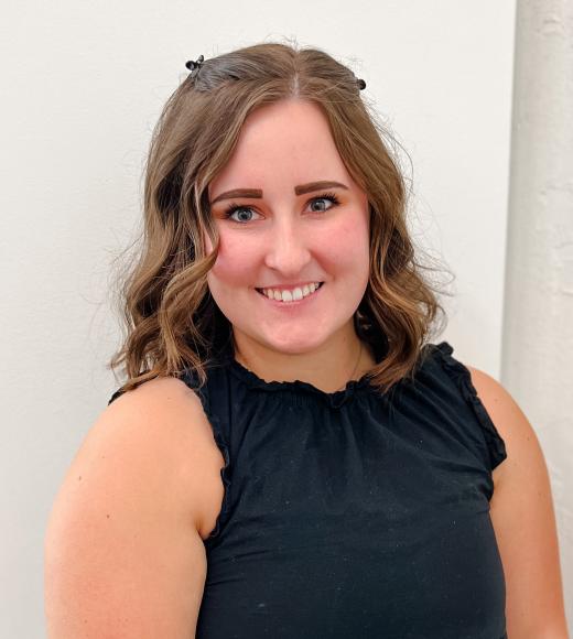 Madison Pelland | Graduate Program of Environmental Policy and Management
